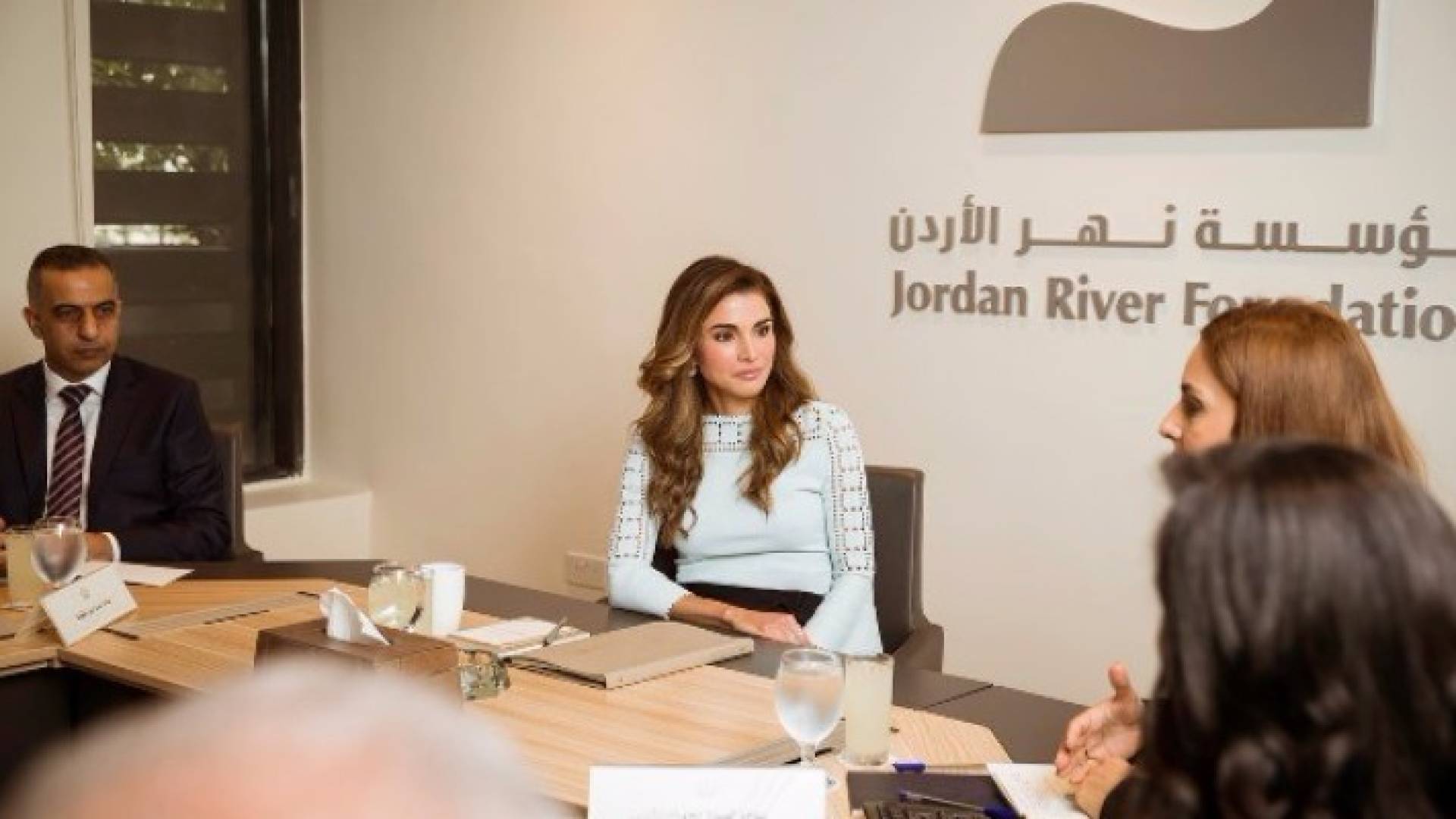 Roya News | Queen Rania chairs JRF annual board meeting
