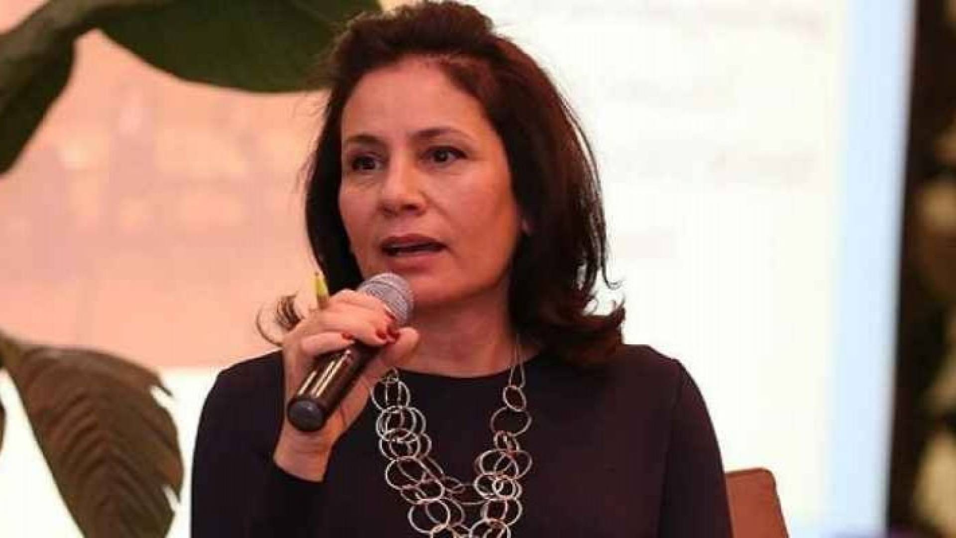 Roya News | Zawati: Fuel prices decline