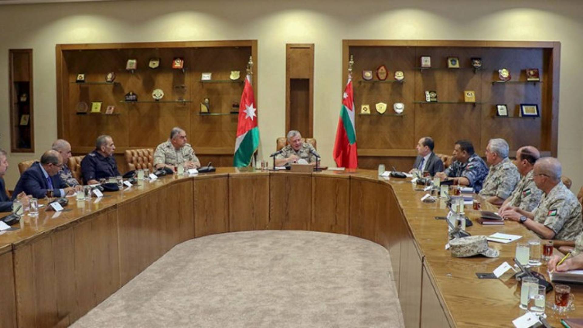 Roya News | King says Jerusalem a red line, no to alternative homeland