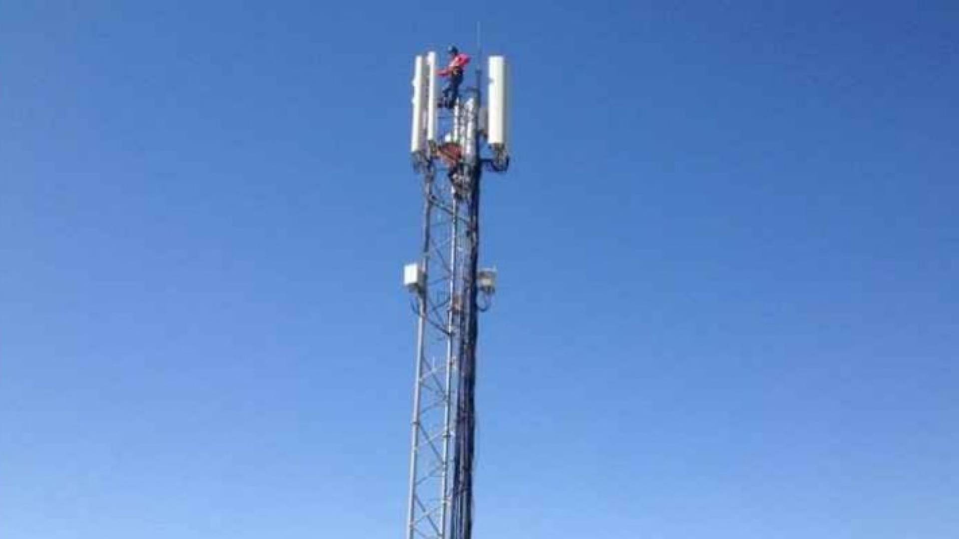 Roya News | France to launch 5G network in November