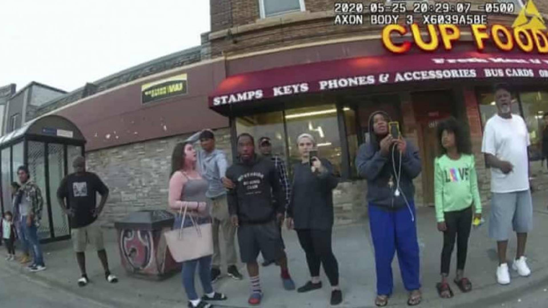 Roya News | Pulitzer board recognizes 18-year-old who filmed George ...