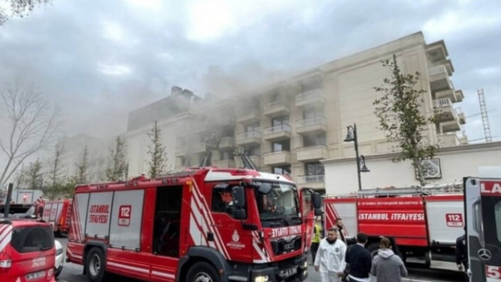 Roya News | Fire breaks out in hotel in Turkey