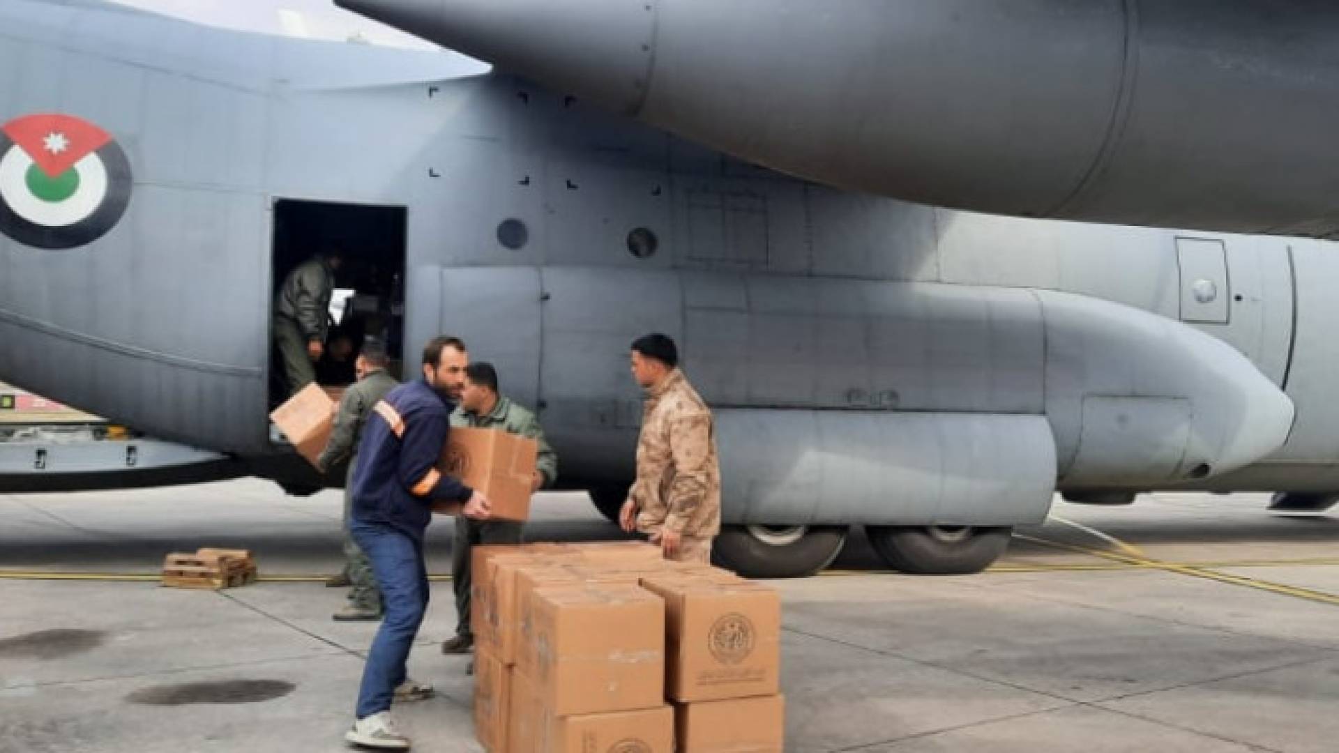 Roya News | Jordan sends relief plane to Turkey