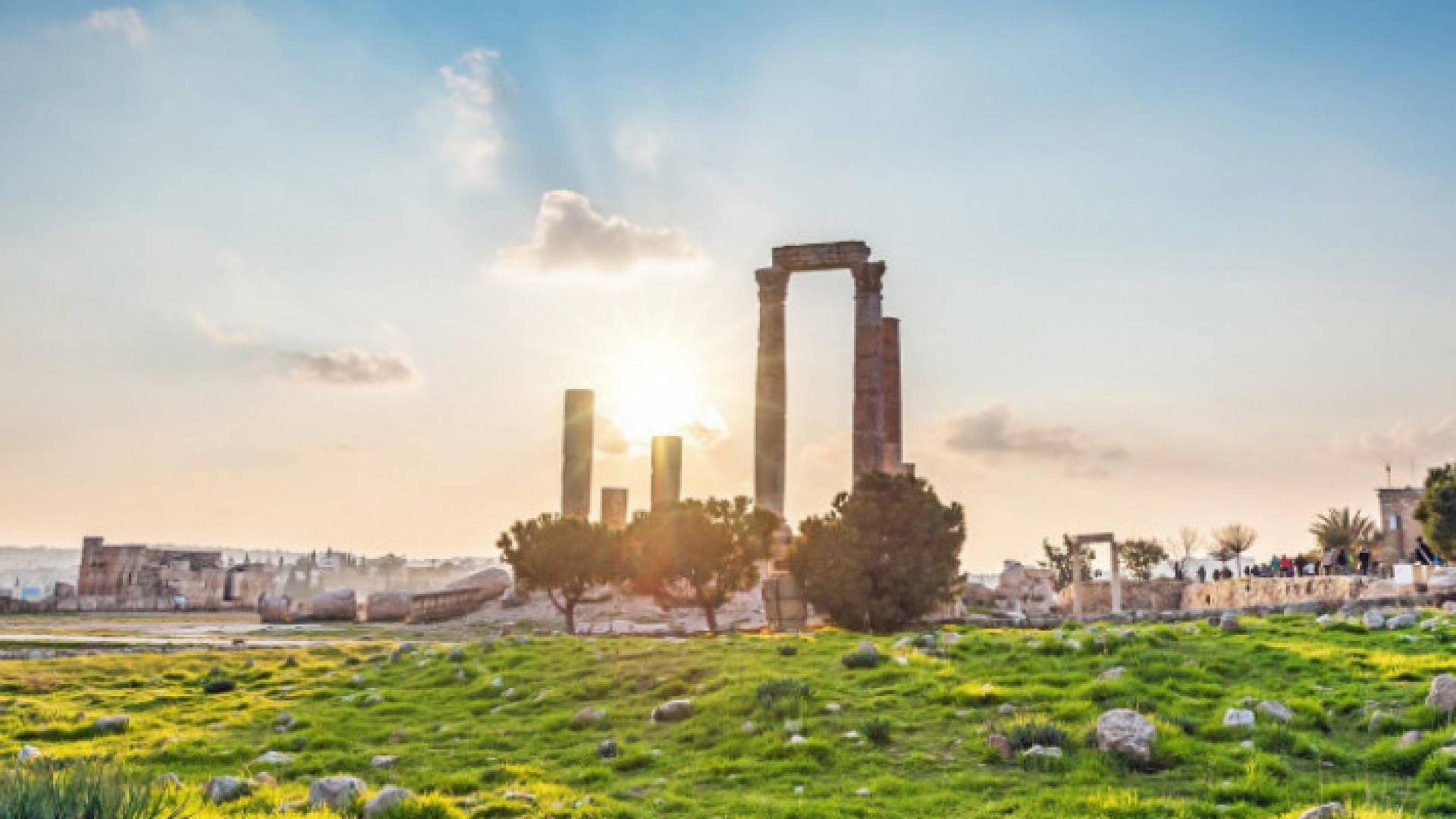 Roya News | Jordan witnesses spring-like weather Sunday