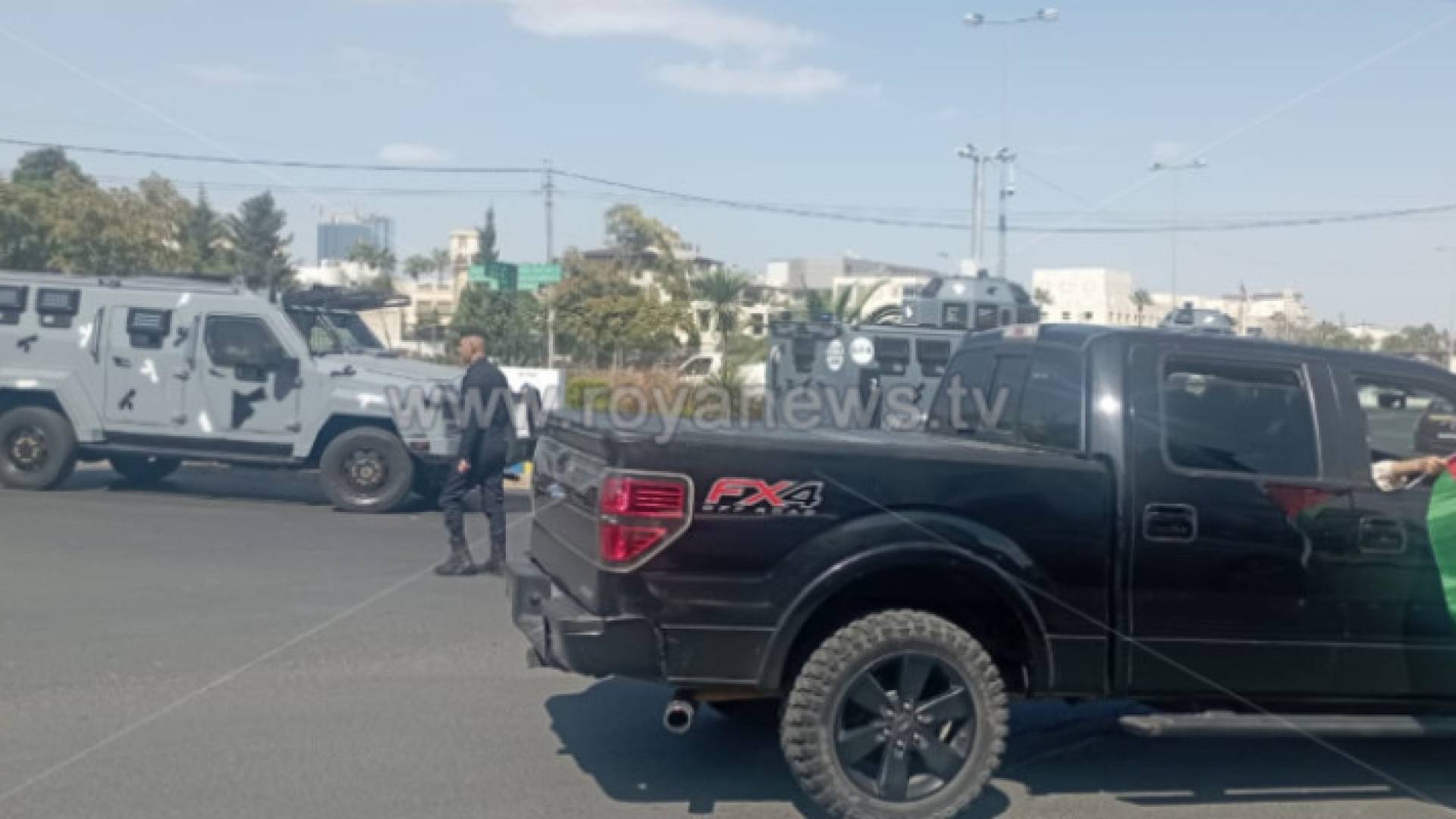 Roya News | Enhanced security presence around US Embassy in Amman