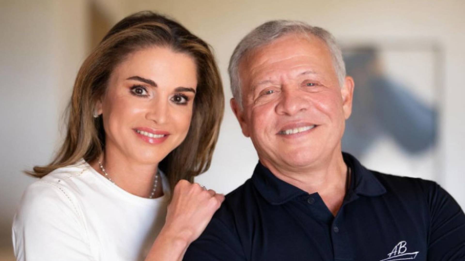 Roya News | PHOTOS - Queen Rania wishes His Majesty happy birthday