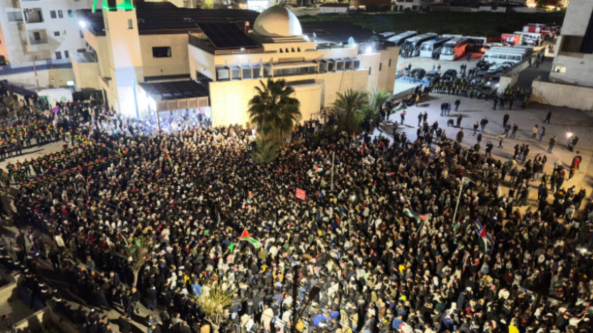 Roya News | Protests near the “Israeli” embassy in Amman for seventh ...