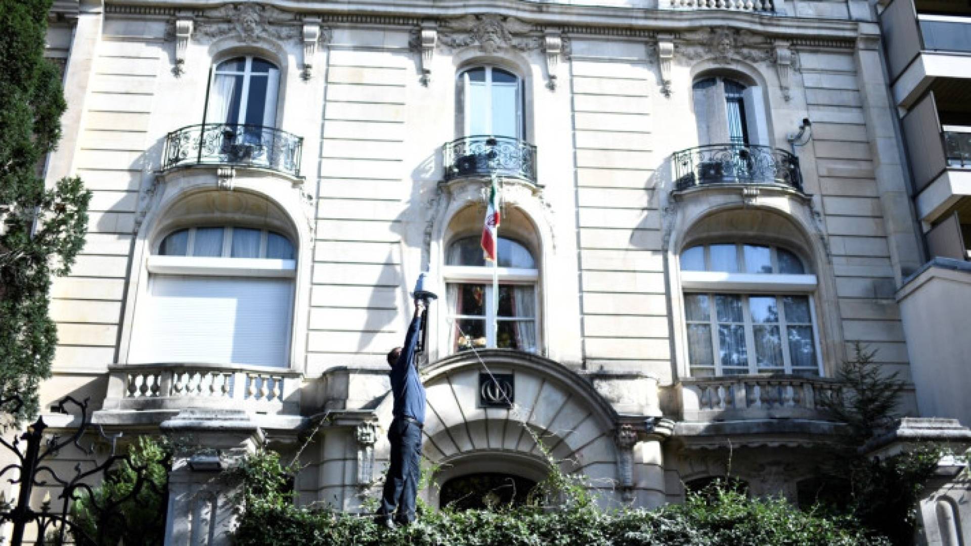 Roya News | France summons Iranian ambassador over strikes against “Israel”