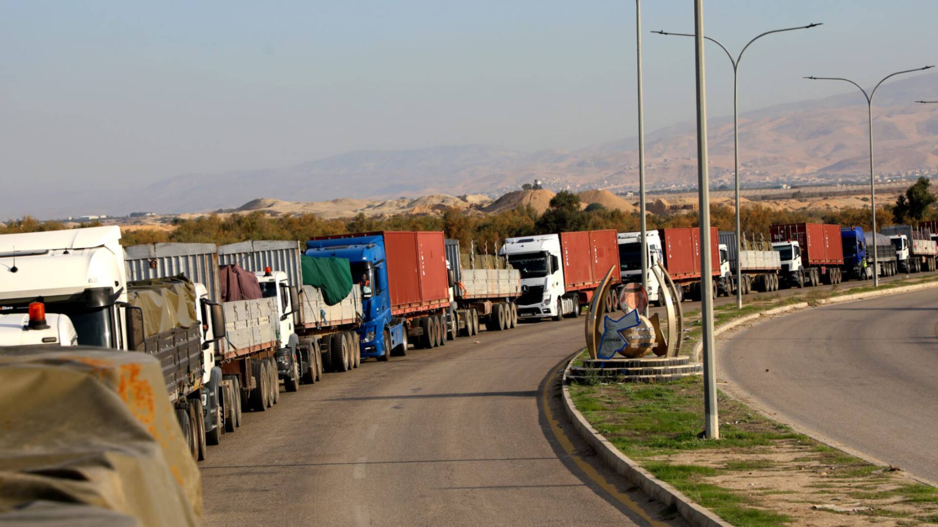 Roya News | Jordan to send second part of largest humanitarian aid ...
