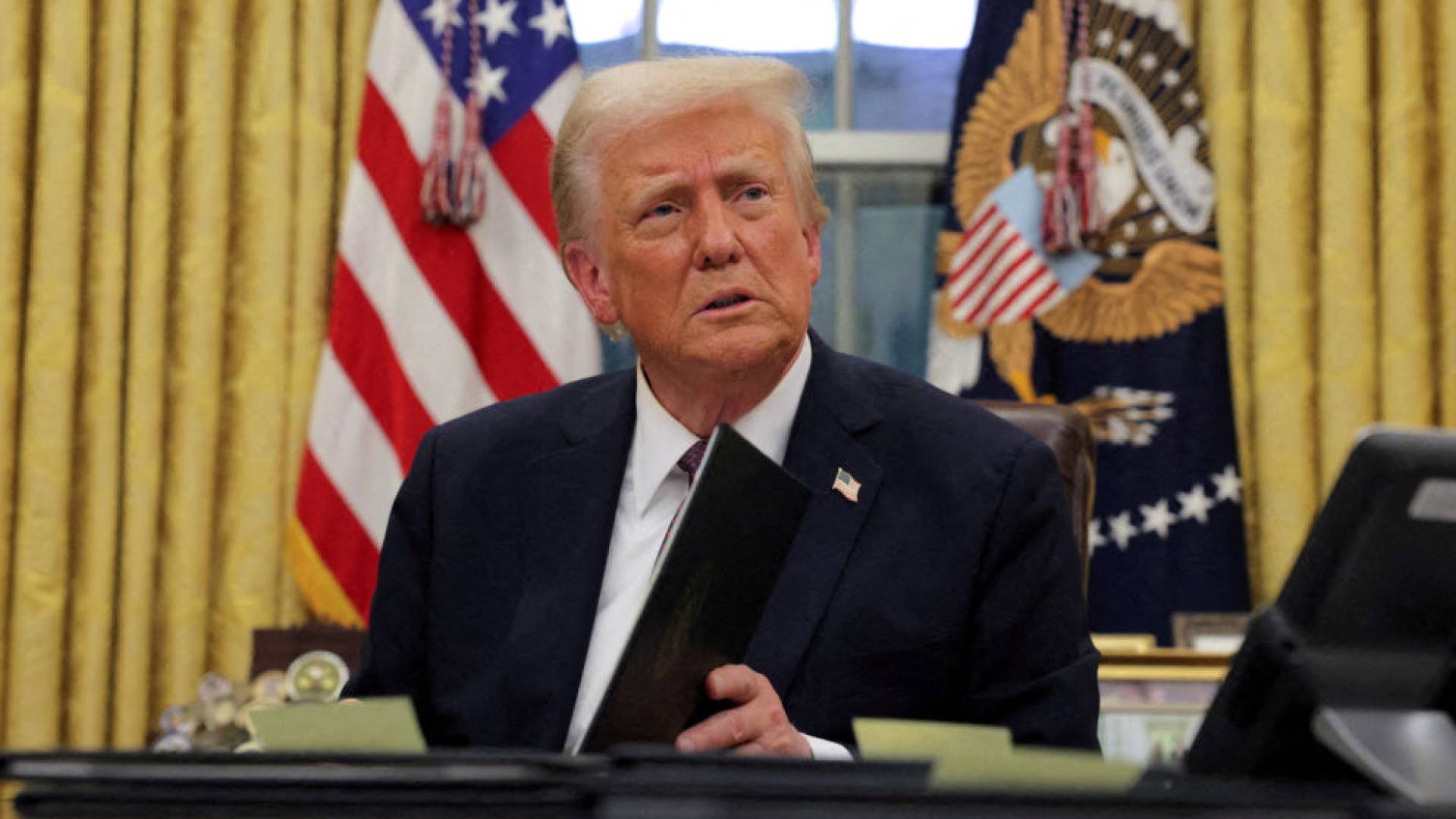 Roya News | Trump says “will decide” on solution for Palestine, ‘Israel’