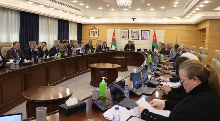 رؤيا الإخباري قرارات جديدة صادرة عن الحكومة تفاصيل